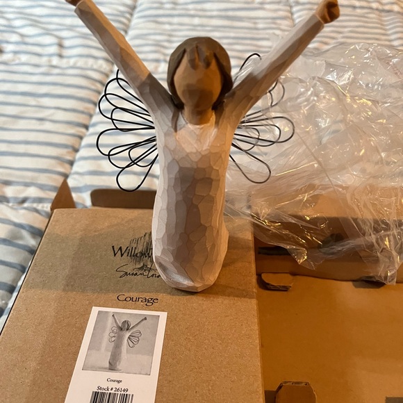 Willow Tree | Art | Willow Tree Figurine Statuette Courage | Poshmark